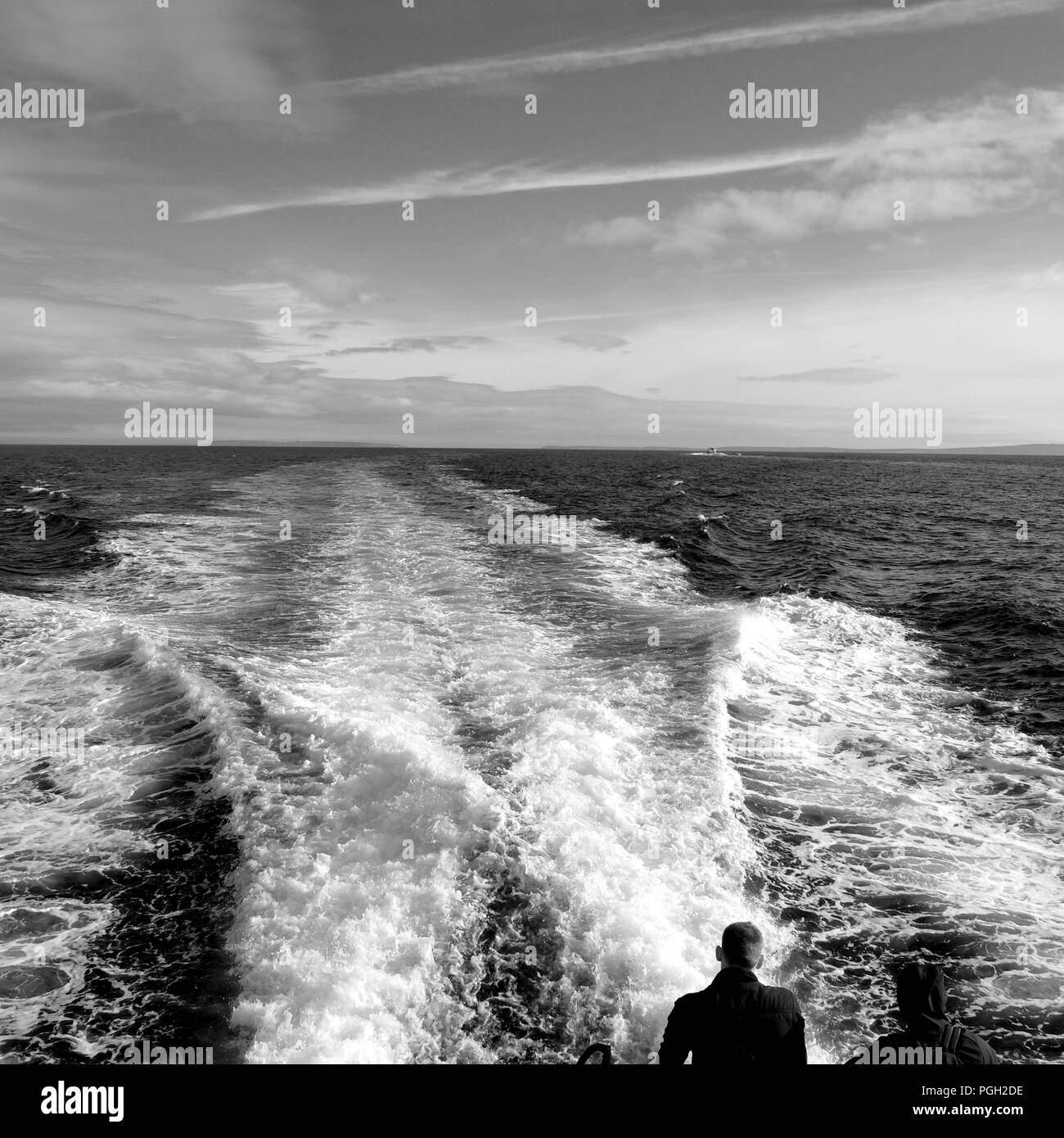 Rossaveal ferry hi-res stock photography and images - Alamy