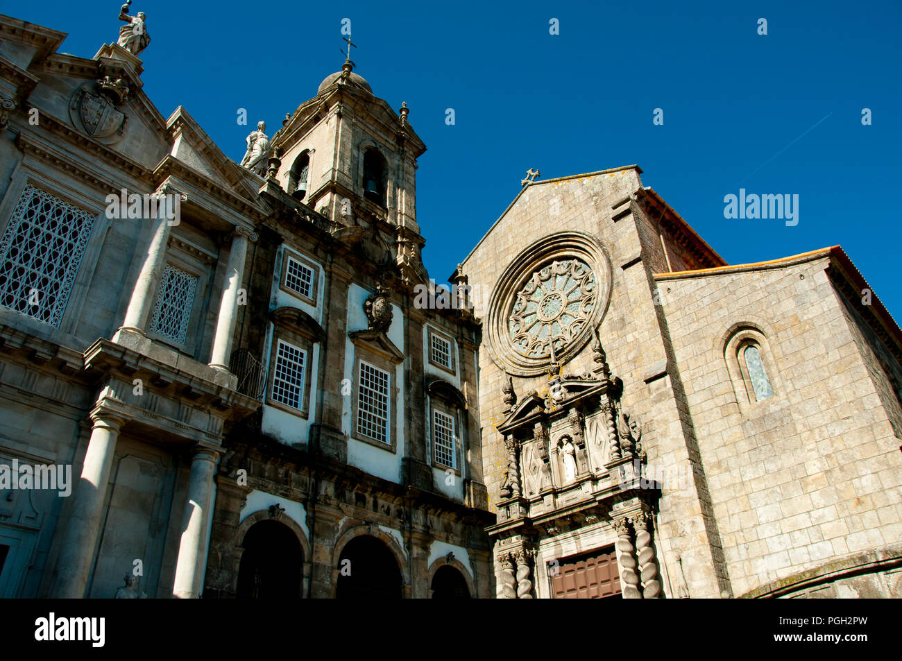Porto portugal sao francisco church hi-res stock photography and images ...