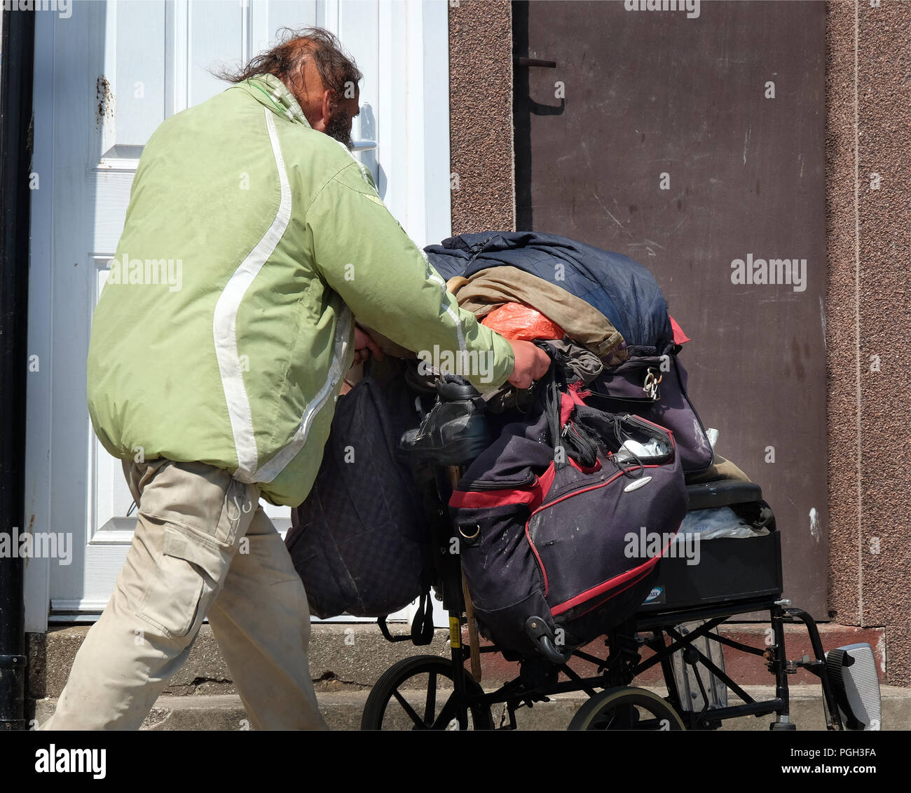 Candid street picture hi-res stock photography and images - Alamy
