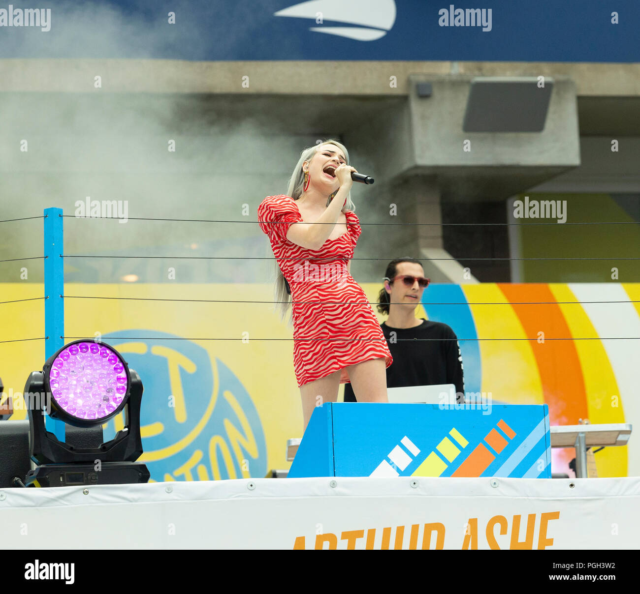 New York, USA. 25th Aug, 2018. Singer Kim Petray performs on stage ...
