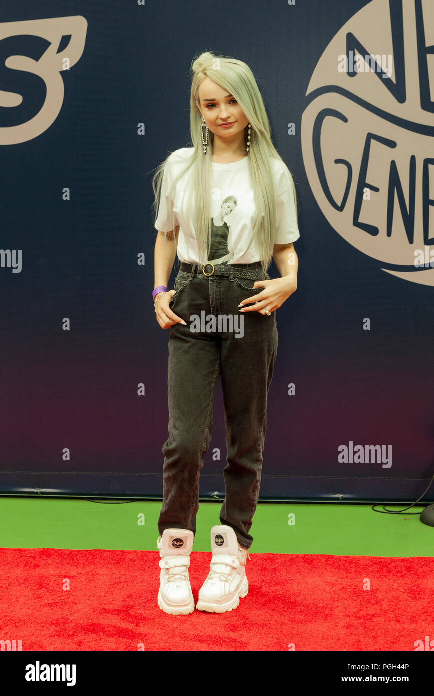New York, USA. 25th Aug, 2018. Singer Kim Petray poses during US Open ...