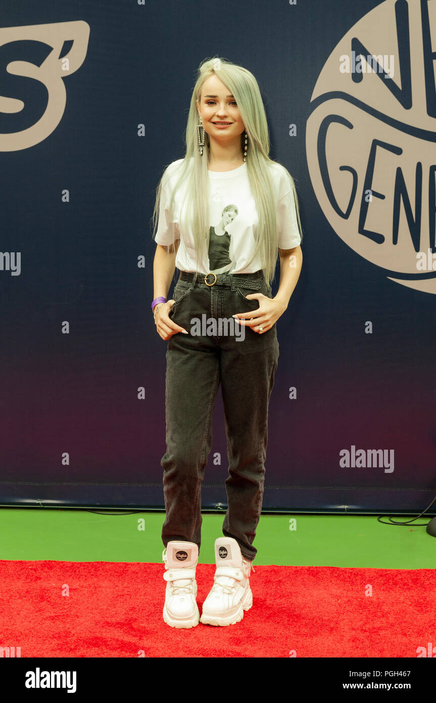 New York, USA. 25th Aug, 2018. Singer Kim Petray poses during US Open ...