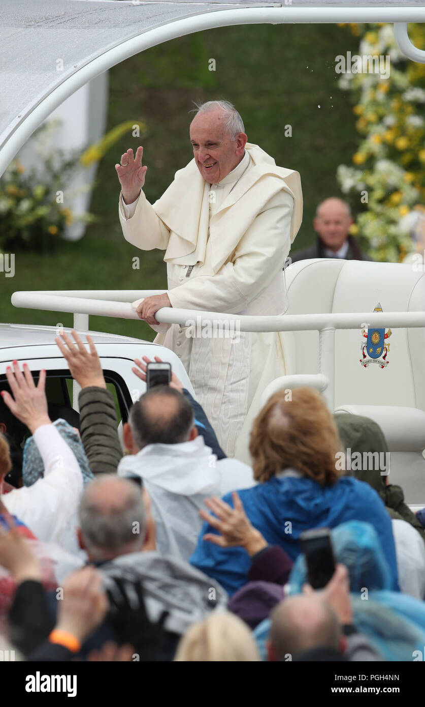 Pope Francis arrives to attend the closing Mass at the World Meeting of ...