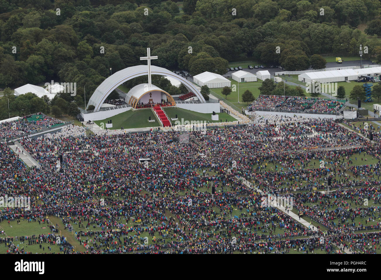 An aerial view of the crowd at Phoenix Park in Dublin as Pope Francis ...