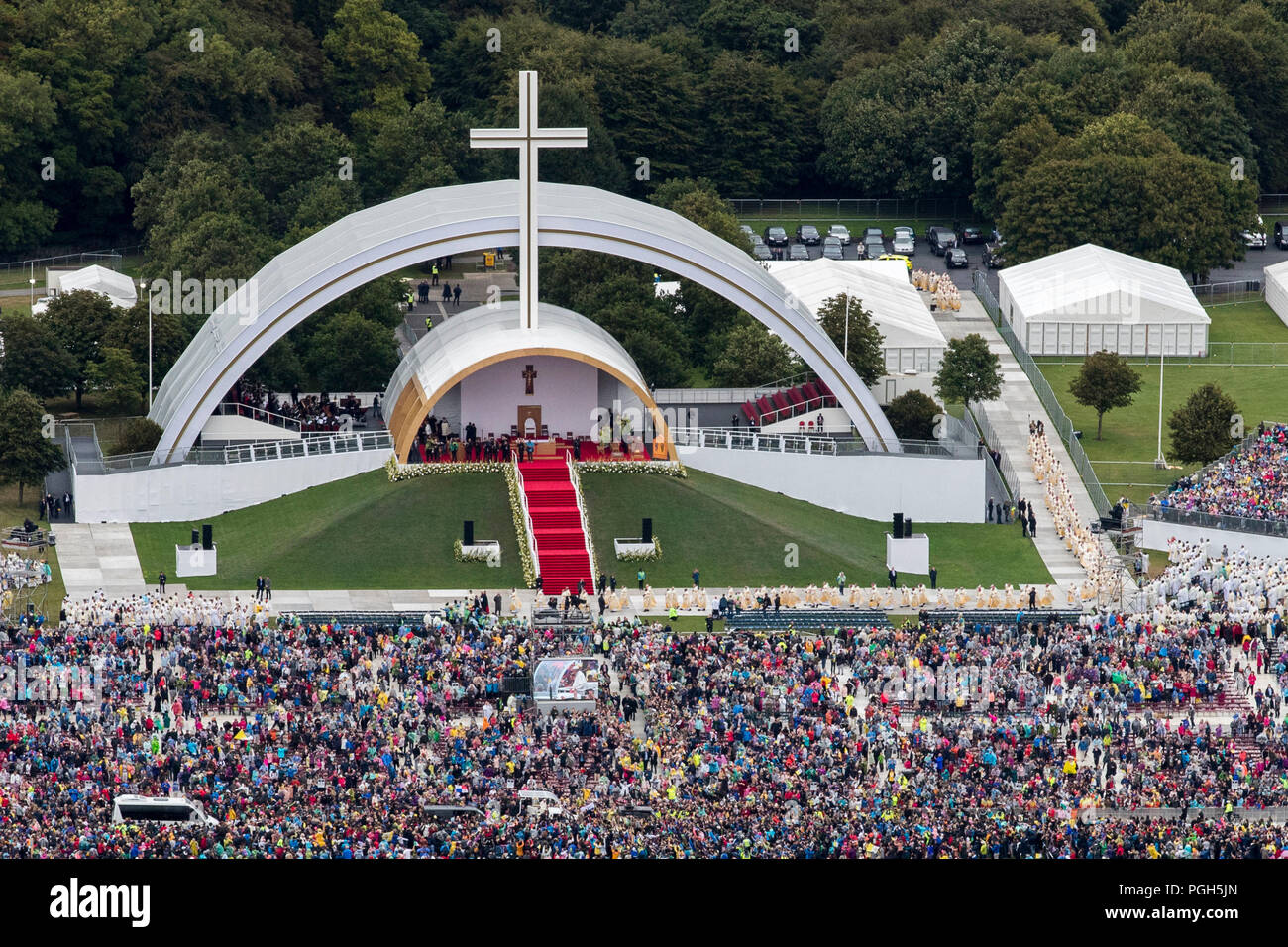 Phoenix park dublin aerial hi-res stock photography and images - Alamy