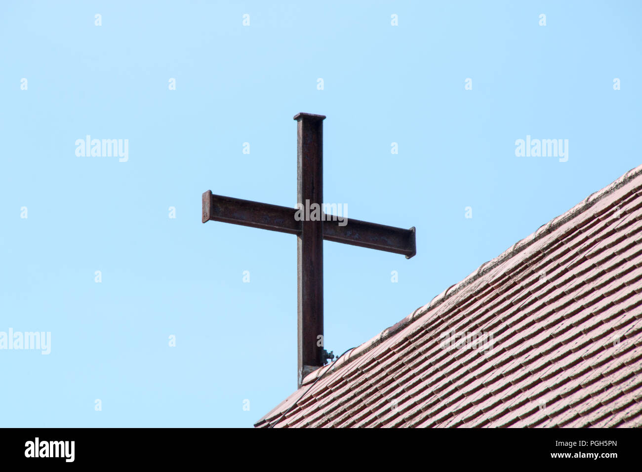 Cross on a church Stock Photo - Alamy