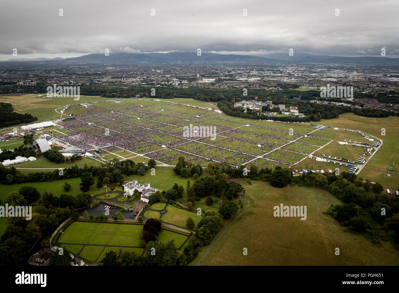An aerial view of the crowd at Phoenix Park in Dublin as Pope Francis ...