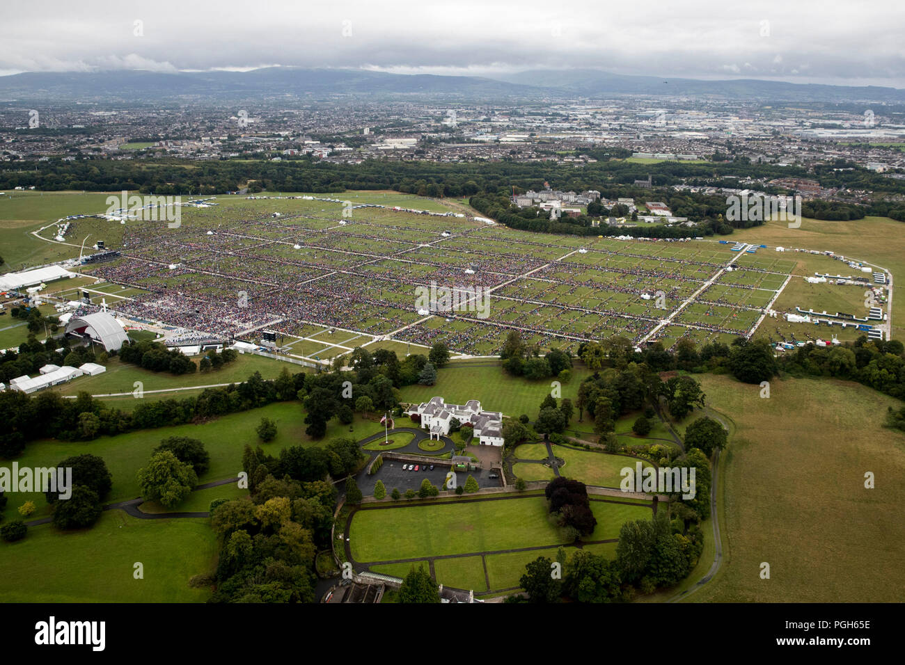 An aerial view of the crowd at Phoenix Park in Dublin as Pope Francis ...
