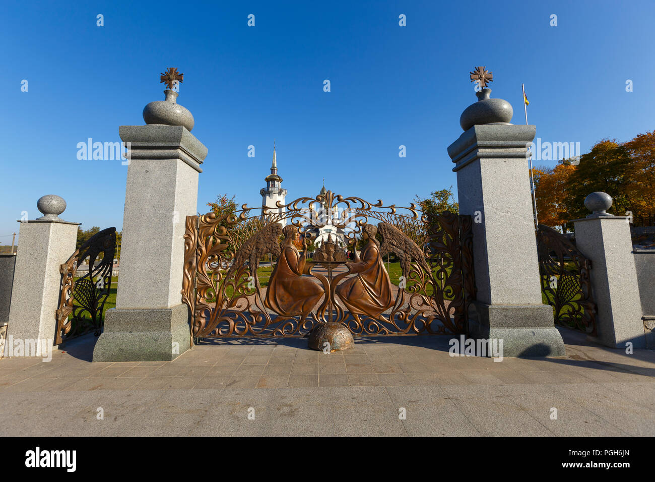 Impressive wrought iron gates hi-res stock photography and images - Alamy