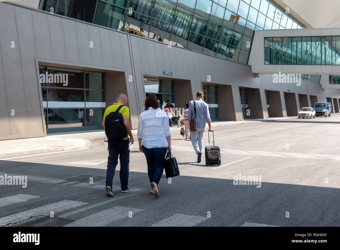 Airport passenger arrivals gate hi-res stock photography and images - Alamy