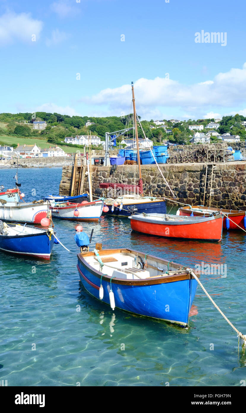 Coverack hi-res stock photography and images - Alamy