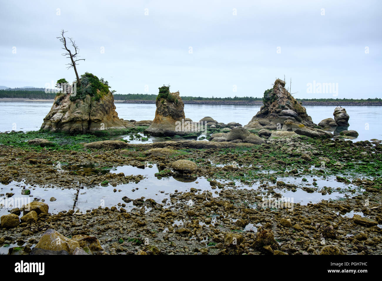 Three graces rock formation hi-res stock photography and images - Alamy