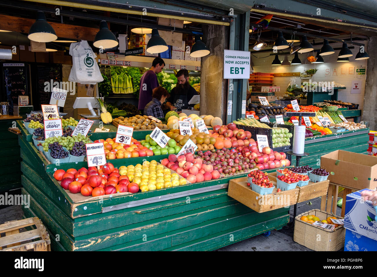Place where you eat hi-res stock photography and images - Alamy