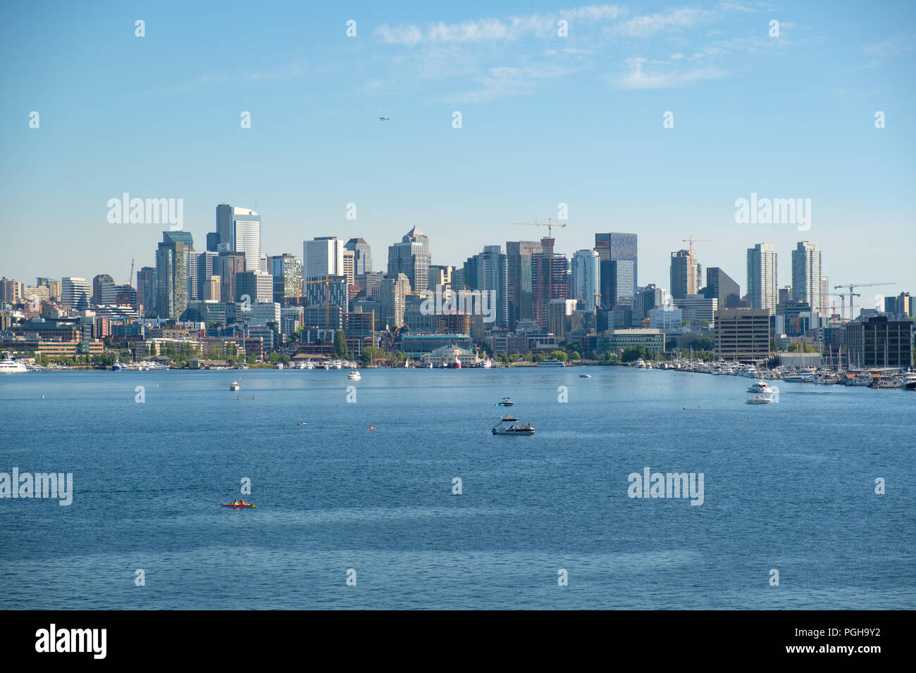 View across Lake Union to downtown Seattle, USA Stock Photo - Alamy
