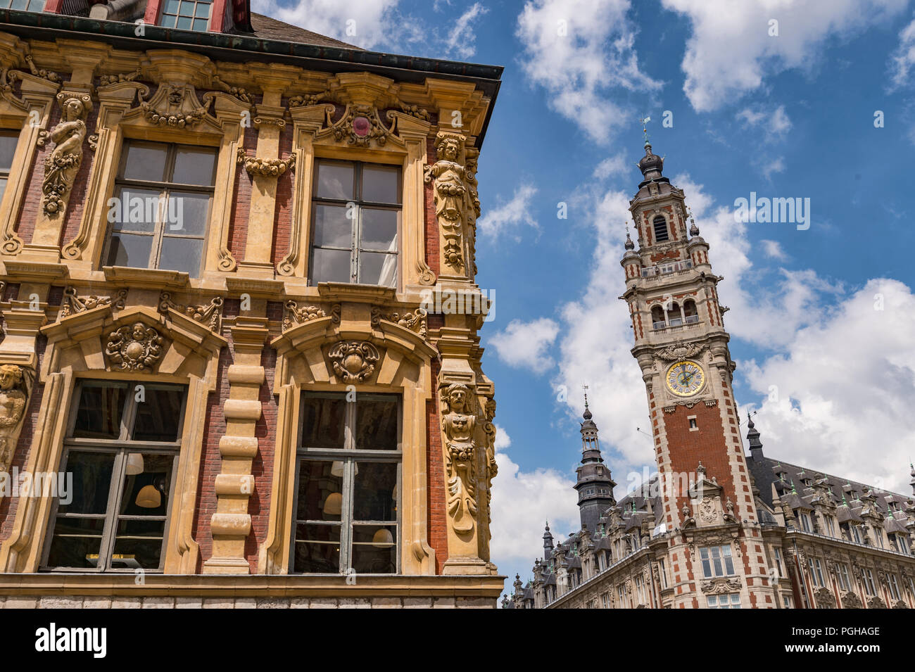 Belfry opéra de lille hi-res stock photography and images - Alamy