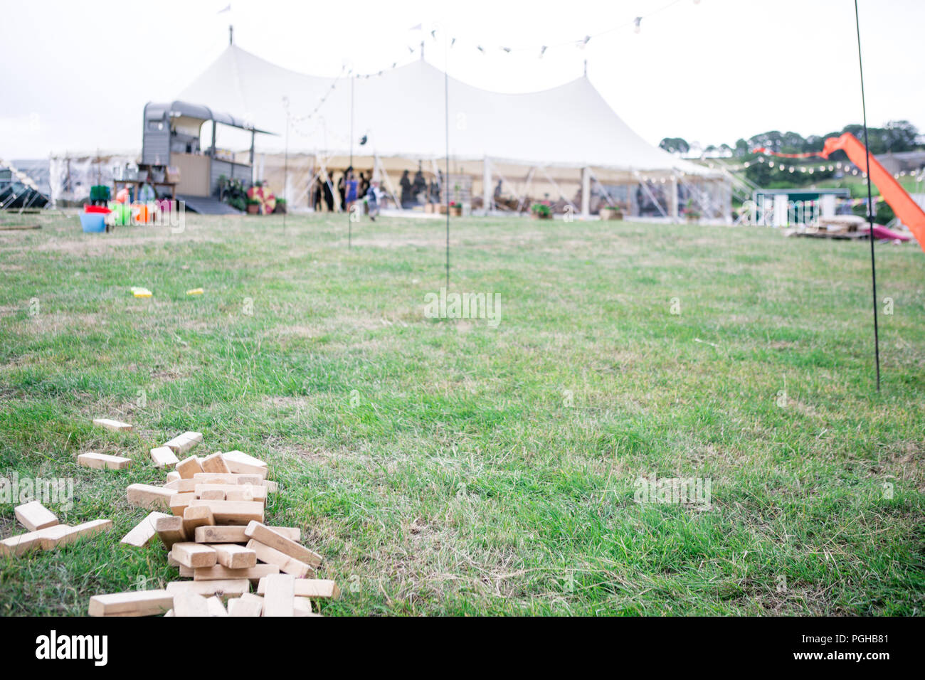 Marquee wedding farm hi-res stock photography and images - Alamy