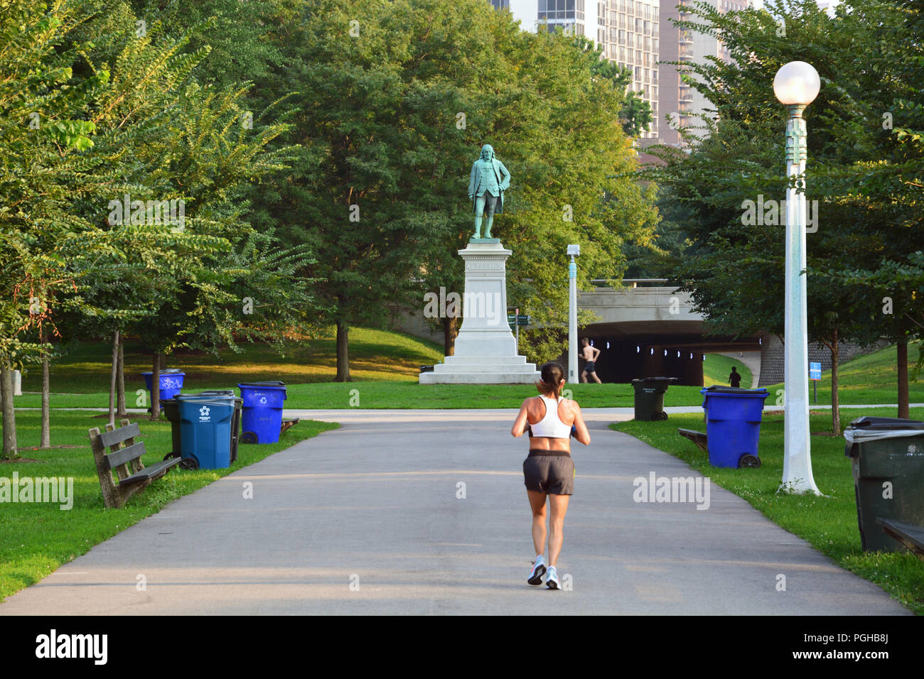 The 1896 statue of Benjamin Franklin commissioned by Chicago Tribune ...