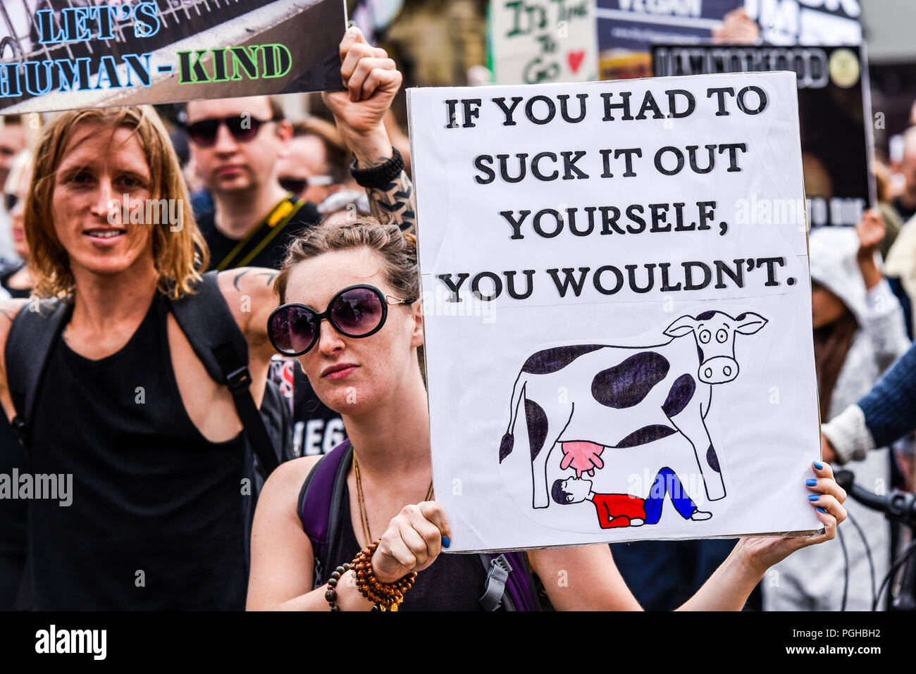 Protesters outside the houses of parliament hi-res stock photography ...