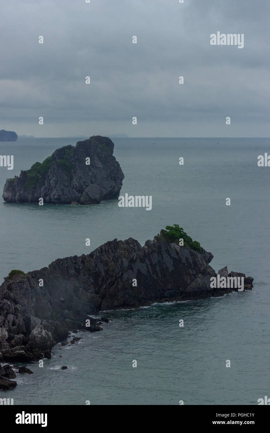 Ha long Bay, Vietnam Stock Photo - Alamy