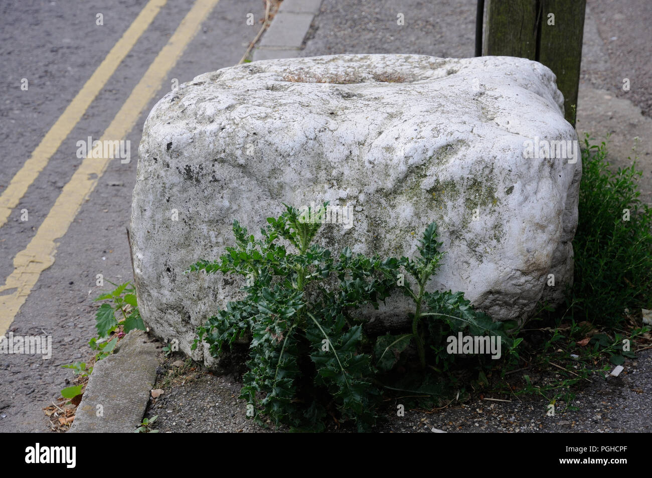 Mounting stone at The Carpenters Arms, Harlington, Bedfordshire Stock ...