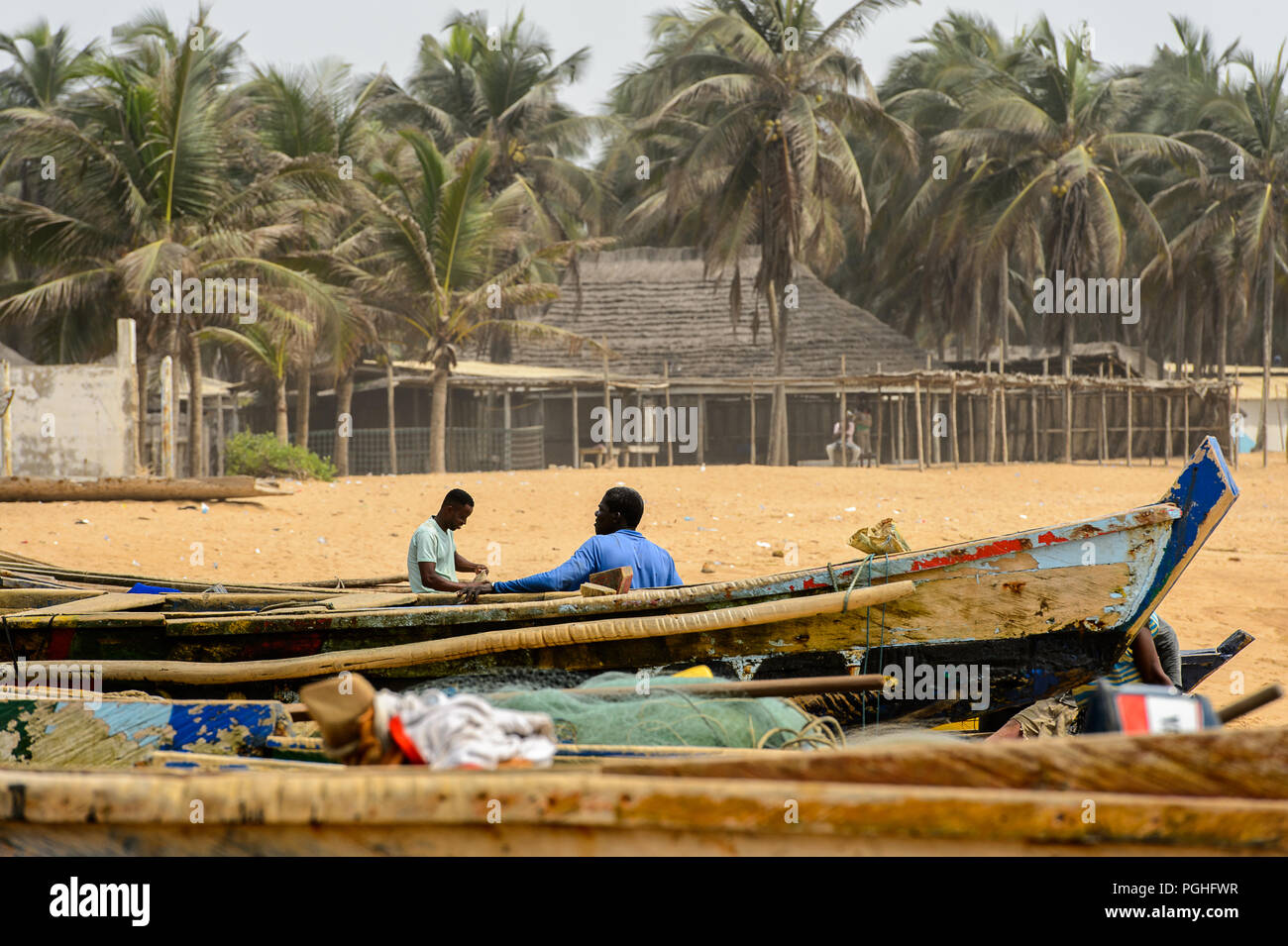 Togo lome boat hi-res stock photography and images - Alamy