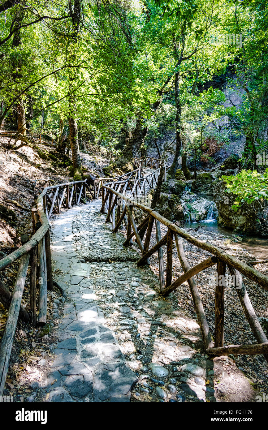 Curves outdoors hi-res stock photography and images - Alamy