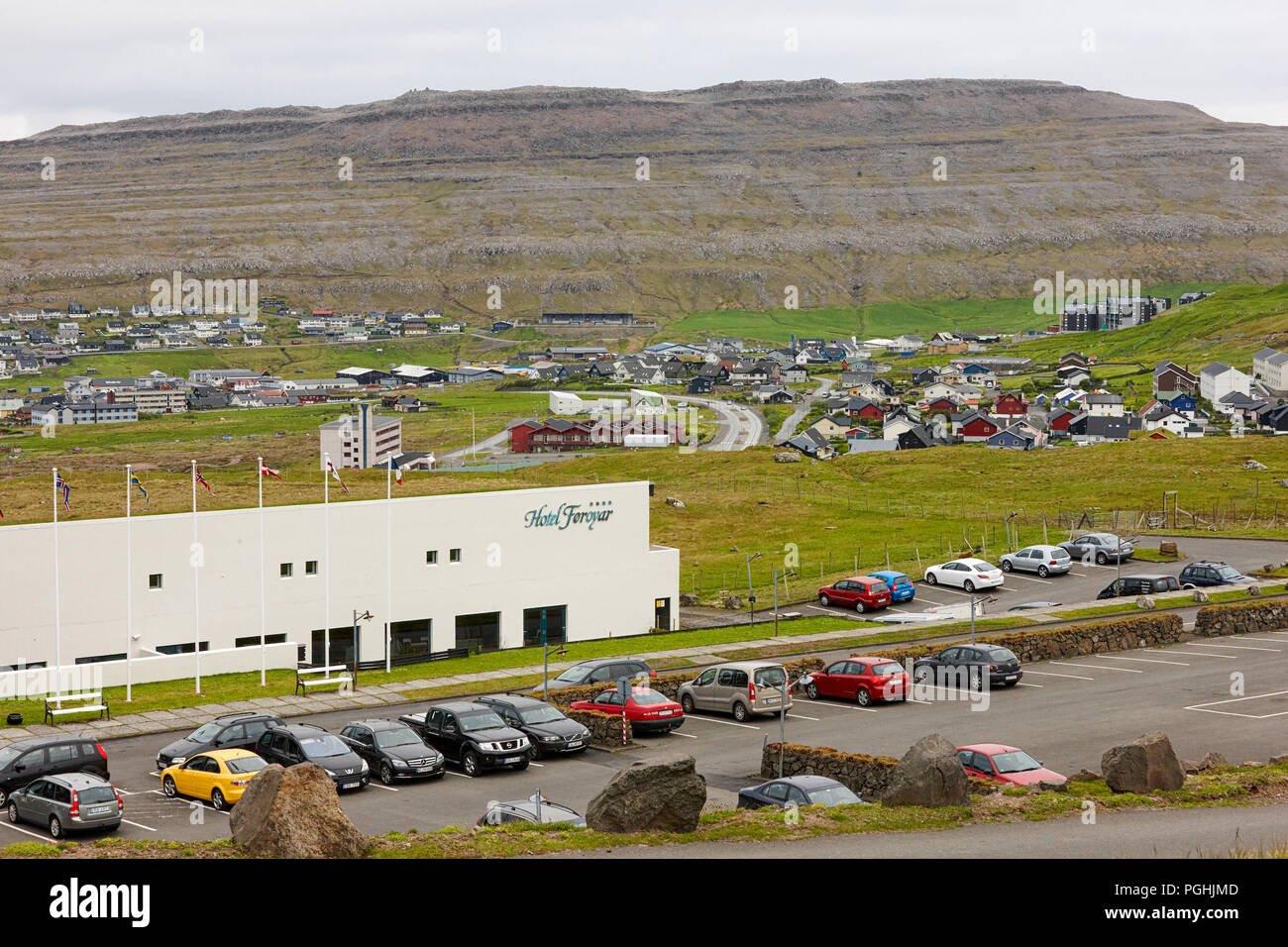 Faroe islands house hi-res stock photography and images - Alamy
