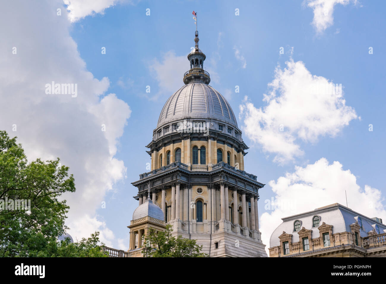 Dome of the Illinois State Capital Building in Springfield, Illinois ...