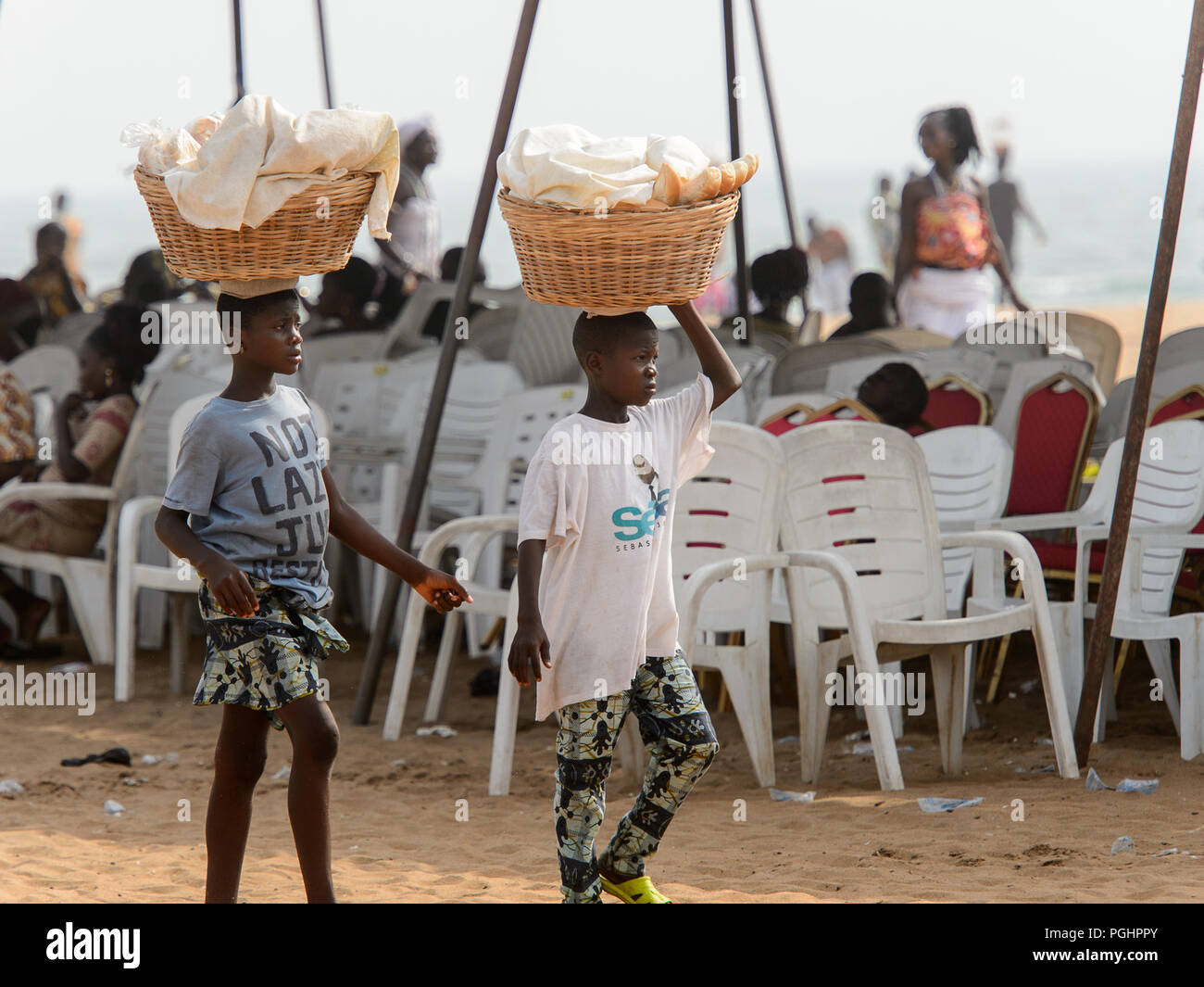 West Africa Culture Teens High Resolution Stock Photography and Images ...