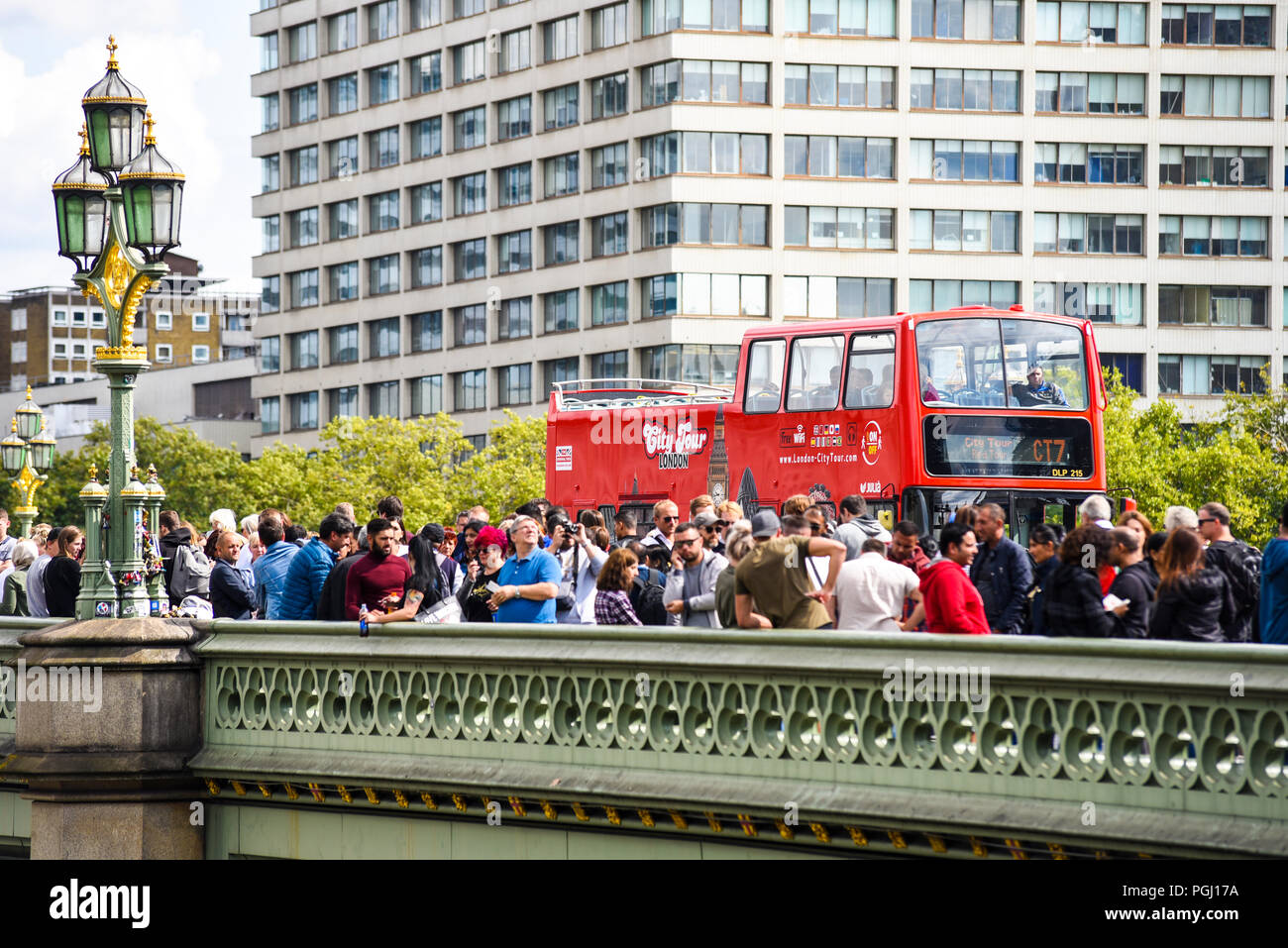 Bus numbers hi-res stock photography and images - Alamy