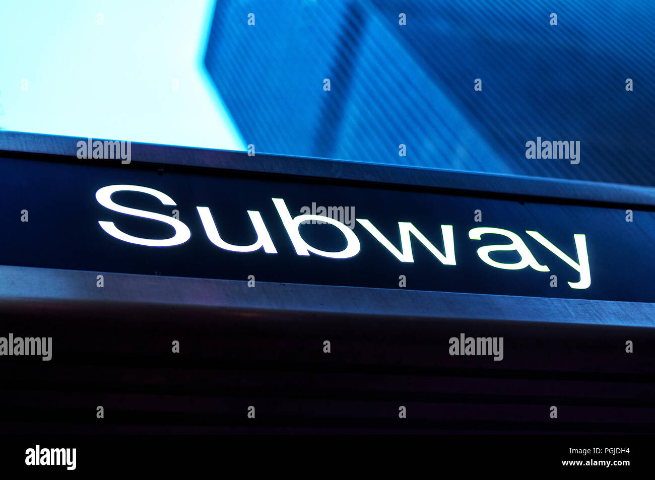 New york night view hi-res stock photography and images - Alamy