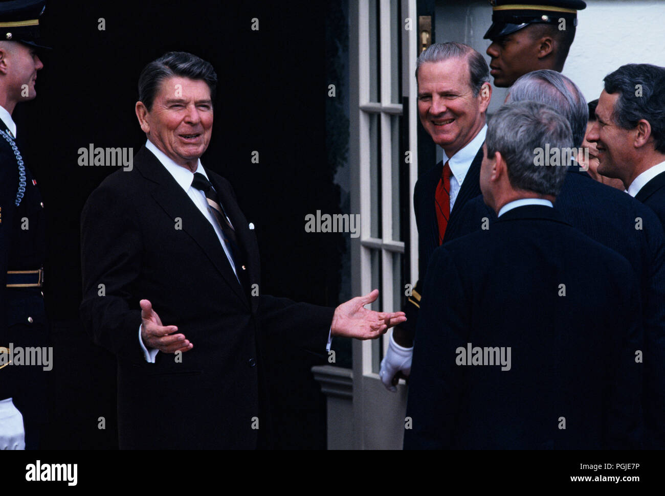 Washington, DC 1985/03/01, President Reagan at the diplomatice entrance ...