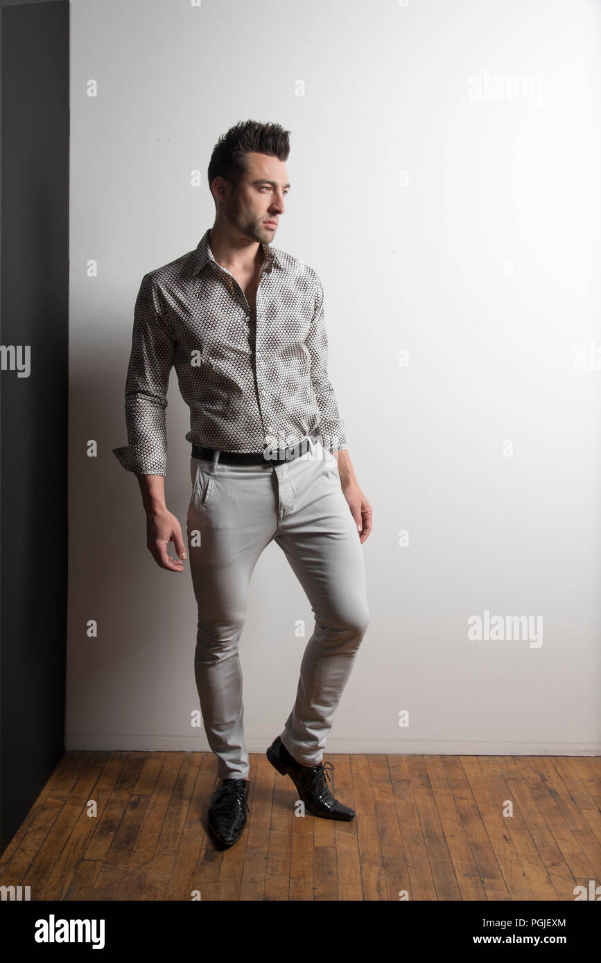 Male Model Posing Stock Photos & Male Model Posing Stock Images - Alamy
