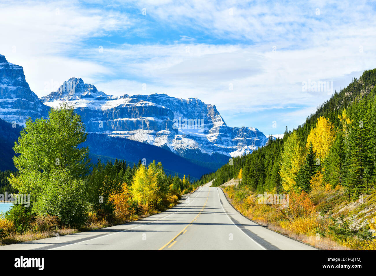 Icefield parkway winter hi-res stock photography and images - Alamy