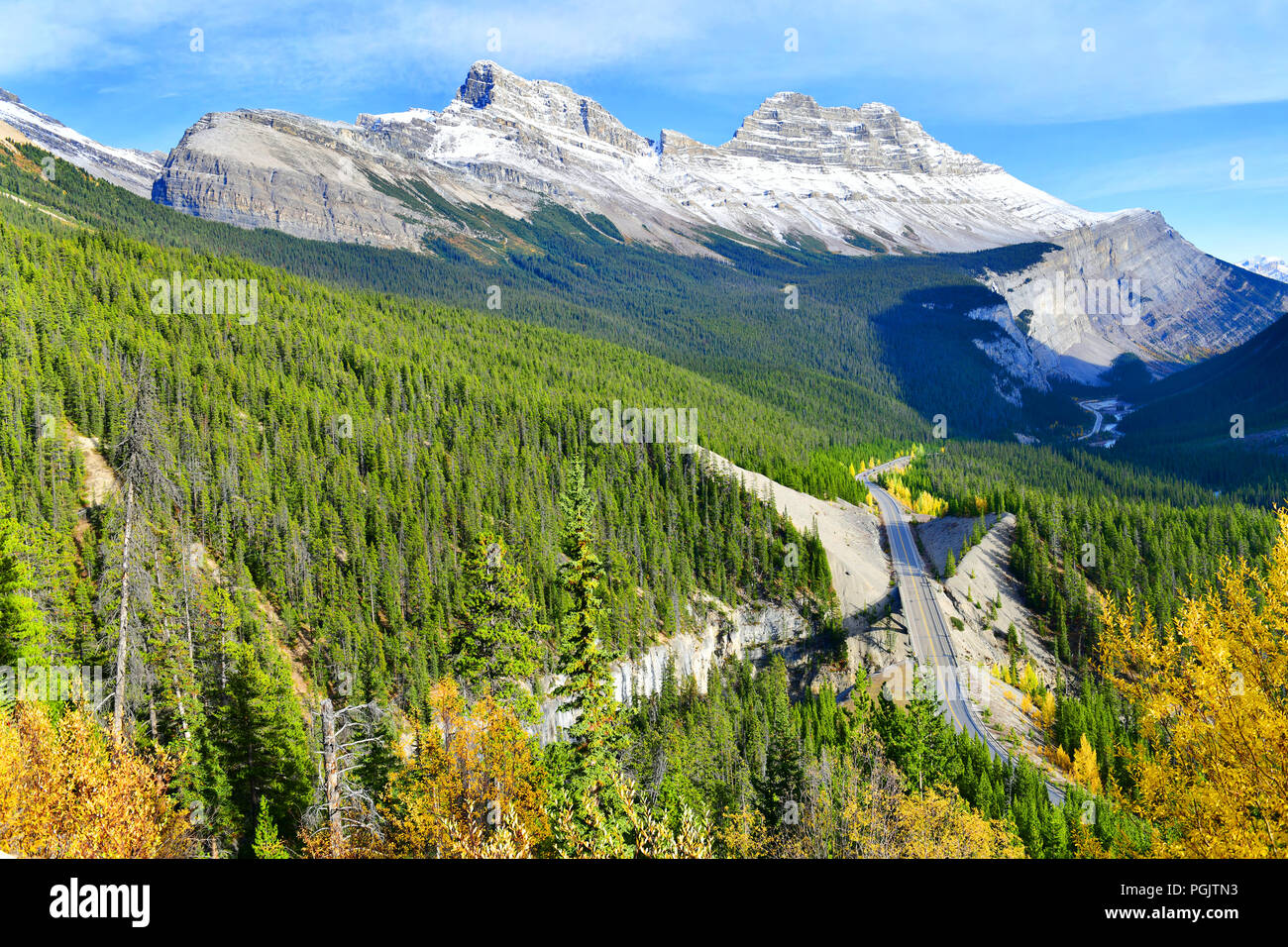 Icefield parkway winter hi-res stock photography and images - Alamy