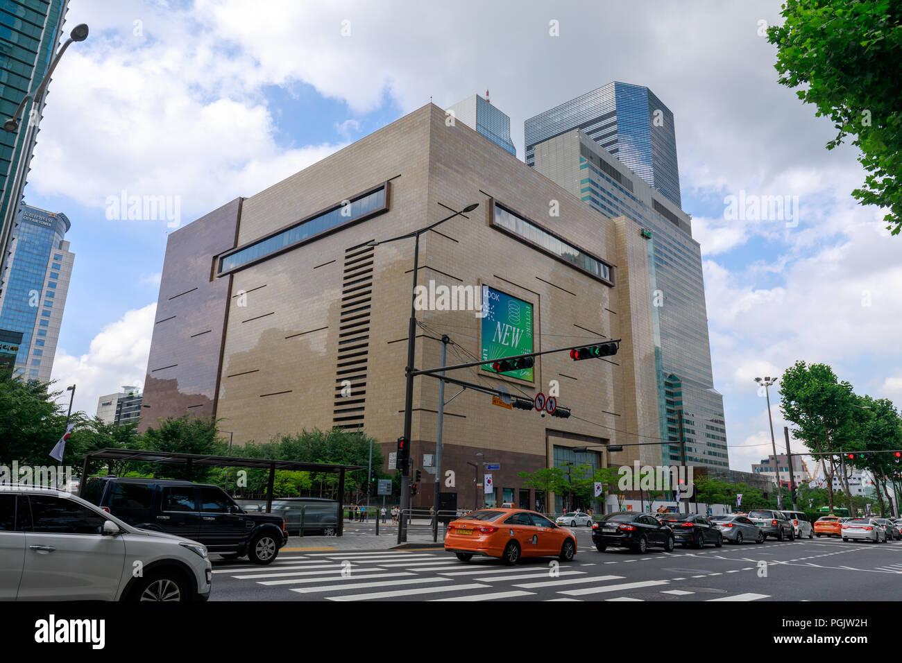 Seoul, South Korea - Jul 21, 2018 : Shinsegae Department store near ...