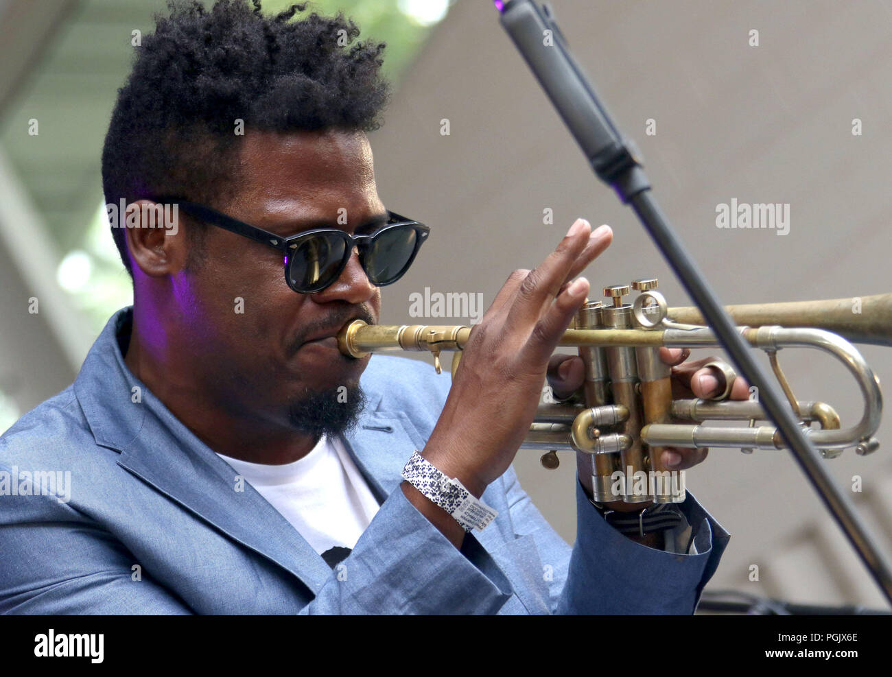 Keyon harrold trumpet hi-res stock photography and images - Alamy