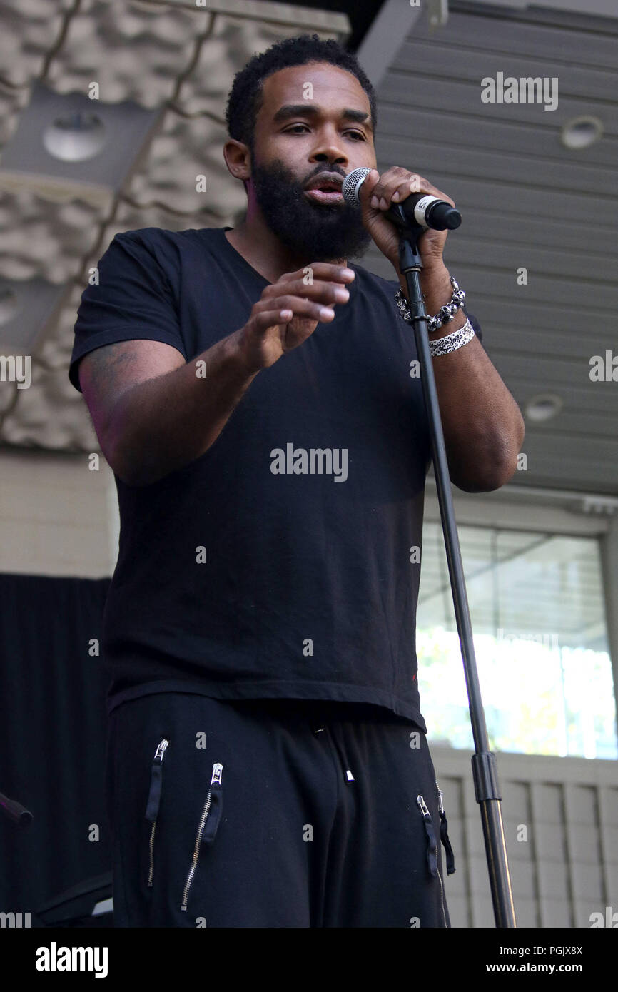 Pharoahe hi-res stock photography and images - Alamy