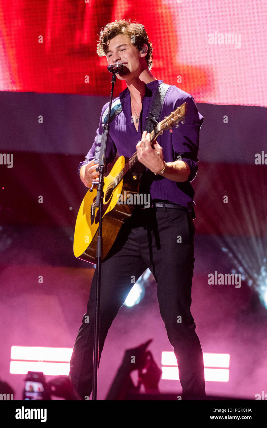 Toronto, Canada. 26th August 2018. Shawn Mendes performs on stage ...