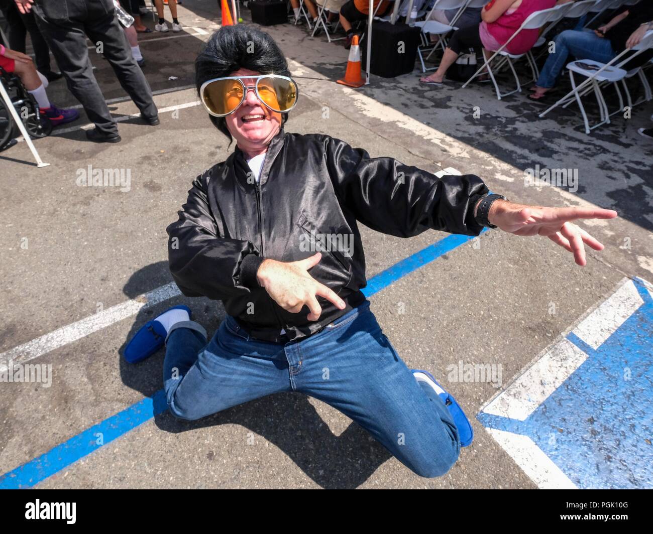 Elvis presley pictures hi-res stock photography and images - Alamy