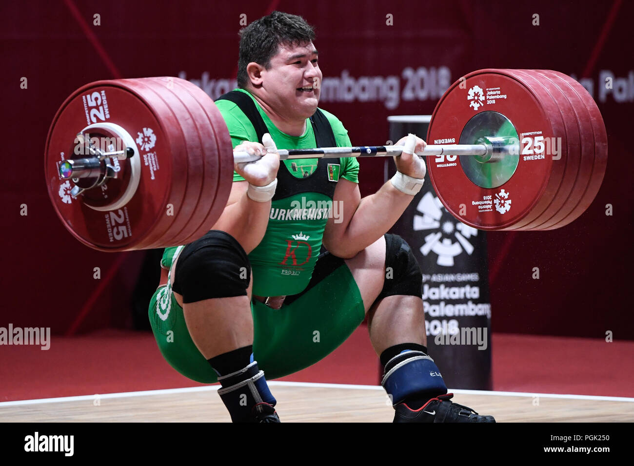 105kg hi-res stock photography and images - Alamy