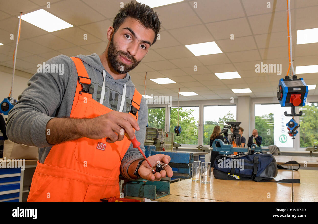 Workplace activities hi-res stock photography and images - Alamy