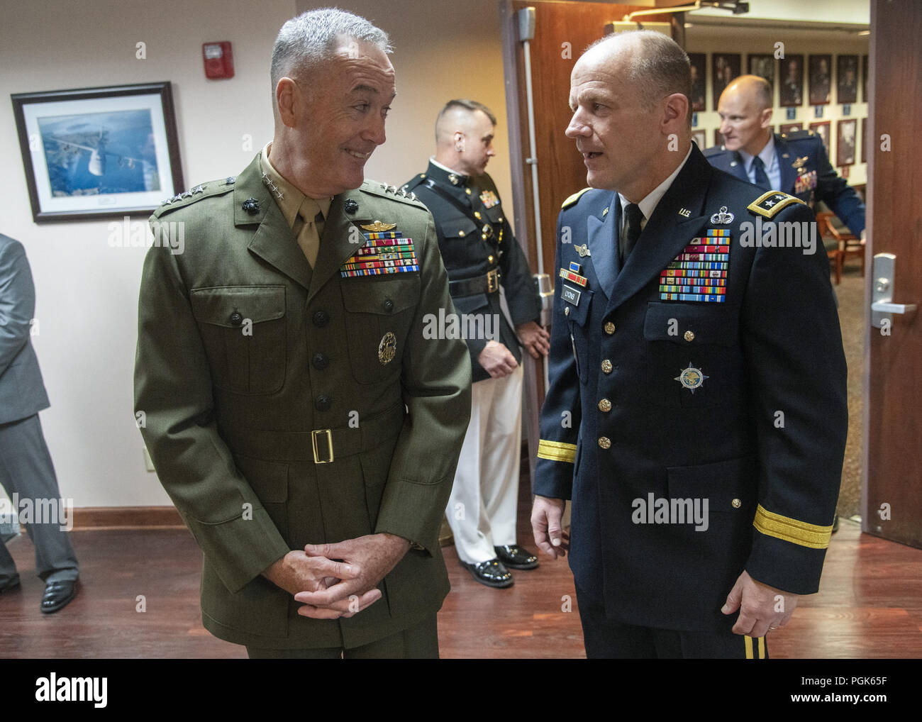 Scott Afb, IL, USA. 24th Aug, 2018. Marine Corps Gen. Joe Dunford ...