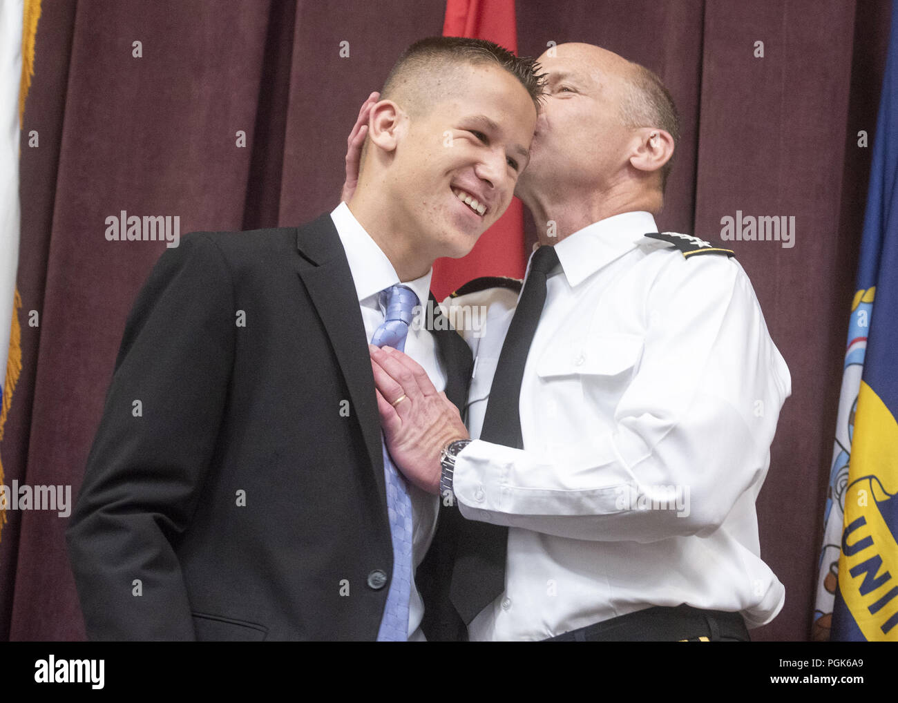 Dod 24 hi-res stock photography and images - Alamy