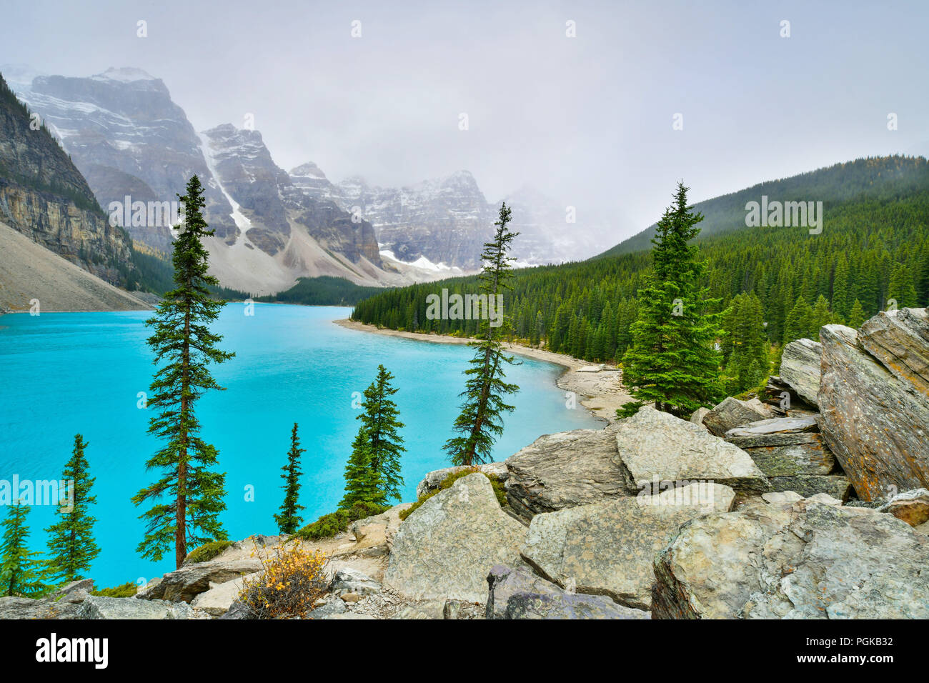 Beautiful landscape in banff hi-res stock photography and images - Alamy