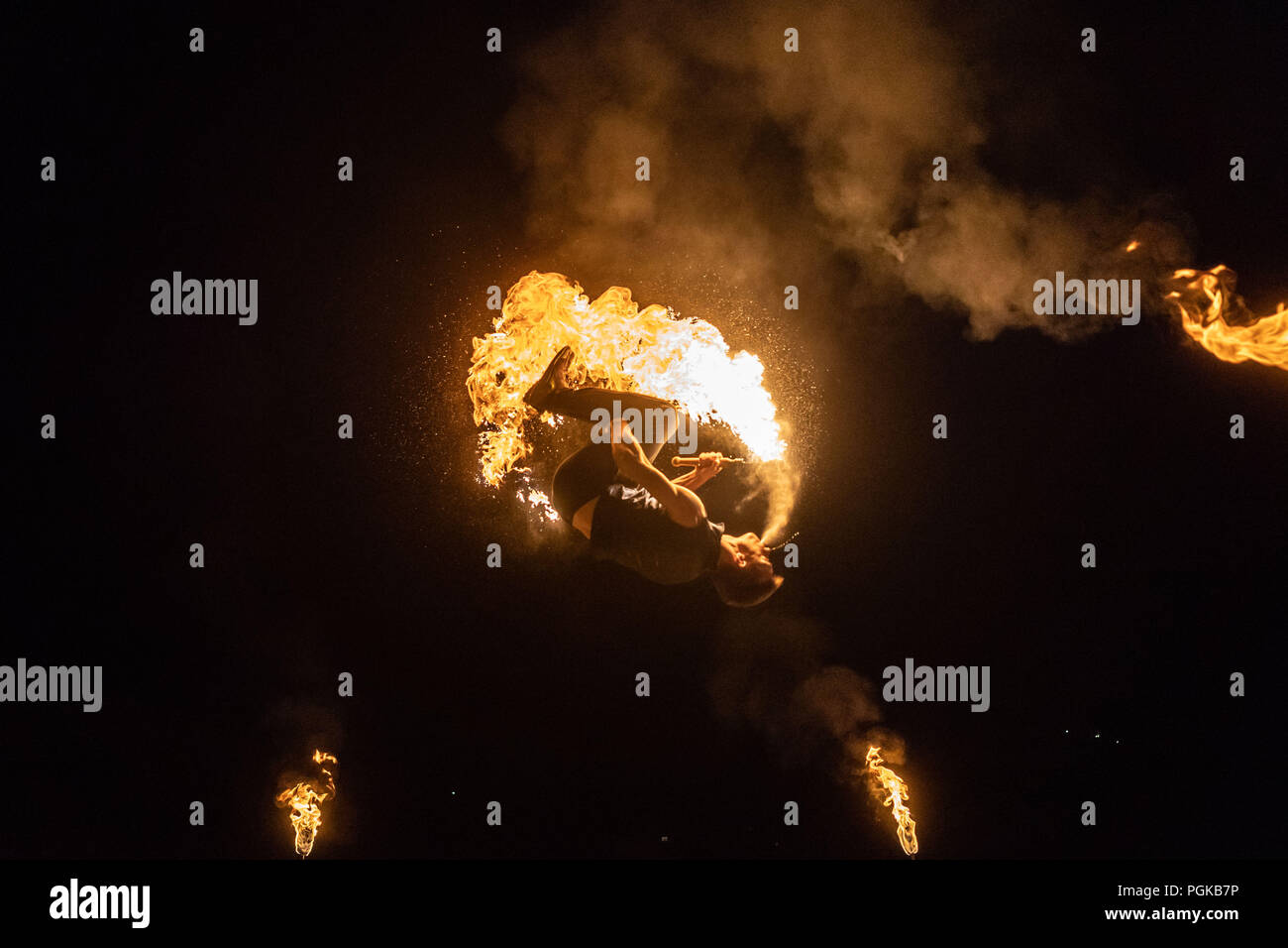 Dragon spit fire hi-res stock photography and images - Alamy