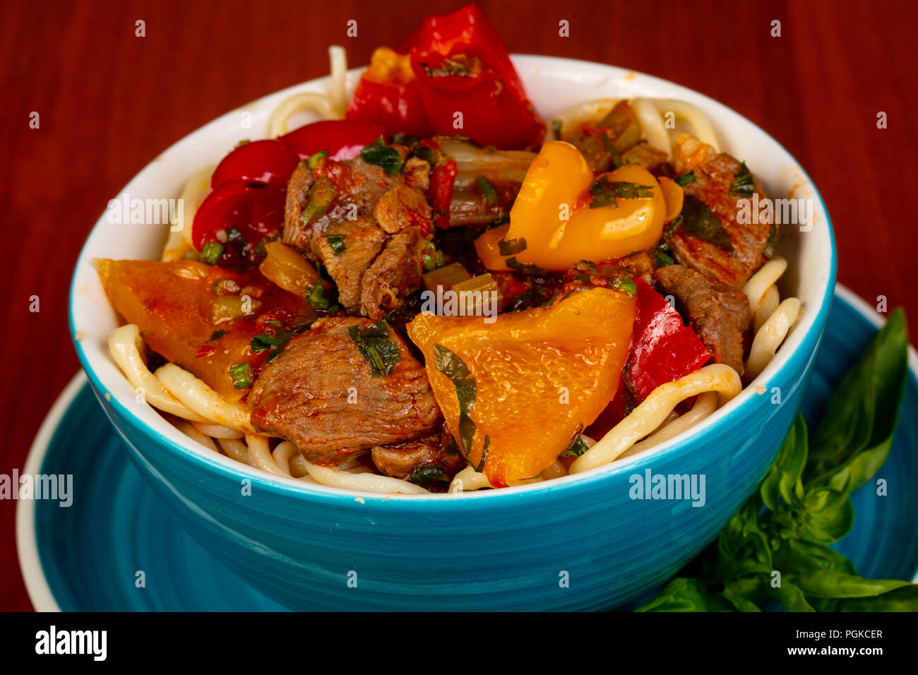 Usbek cuisine - lagman with meat Stock Photo - Alamy