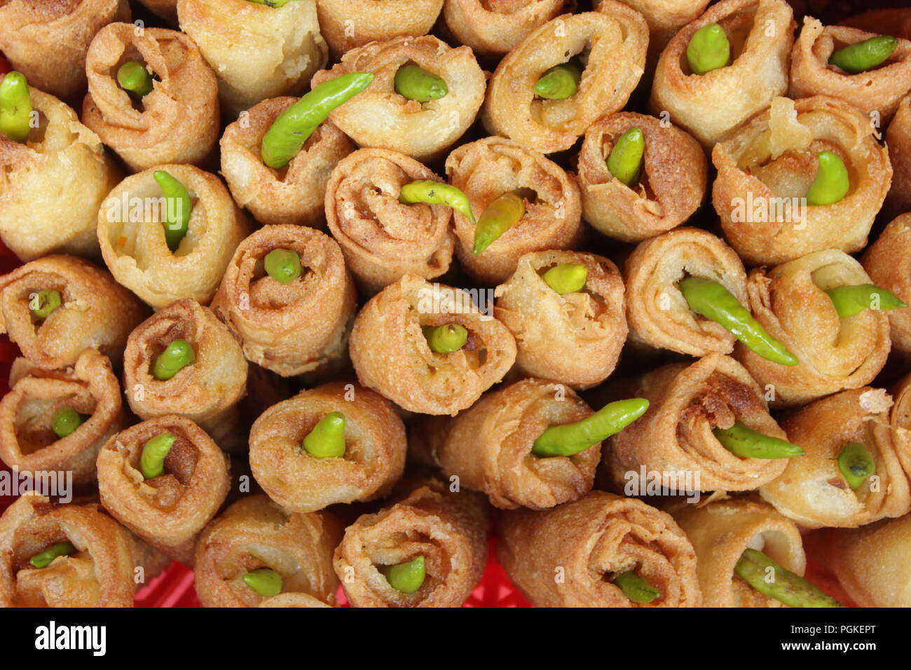 Popia - Deep Fried Malaysian Spring Rolls - At a Market in Kuala Lumpur ...