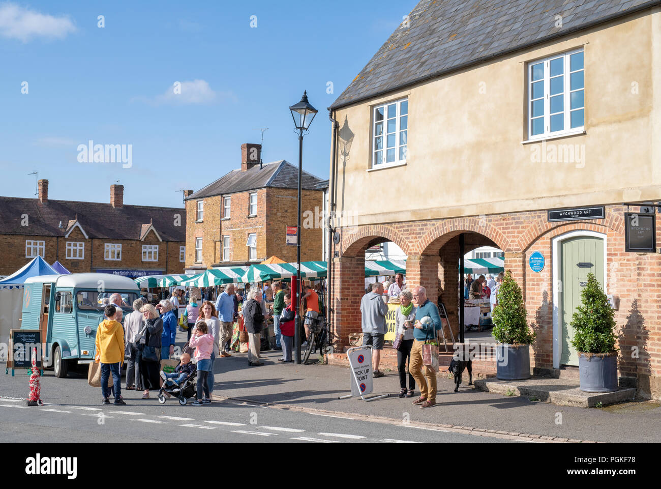 Deddington farmers market hi-res stock photography and images - Alamy