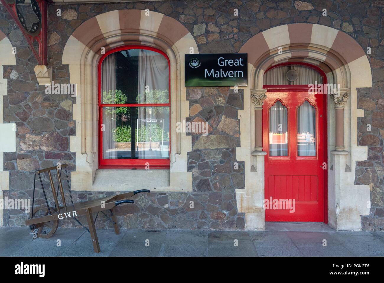 An old wooden GWR luggage trolley inside Great Malvern railway station ...